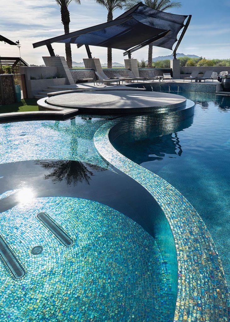 Why mosaic tiles are the best solution for your pool